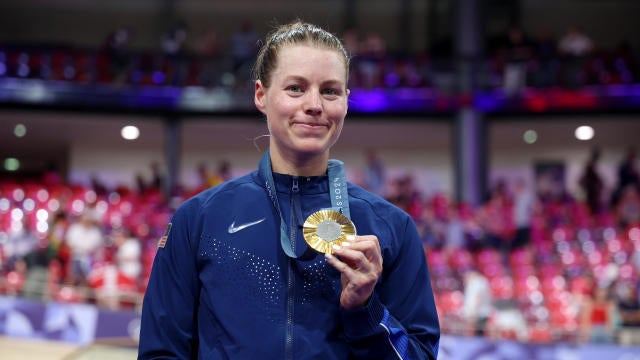 Breaking down Jennifer Valente's Gold Medal win in Cycling