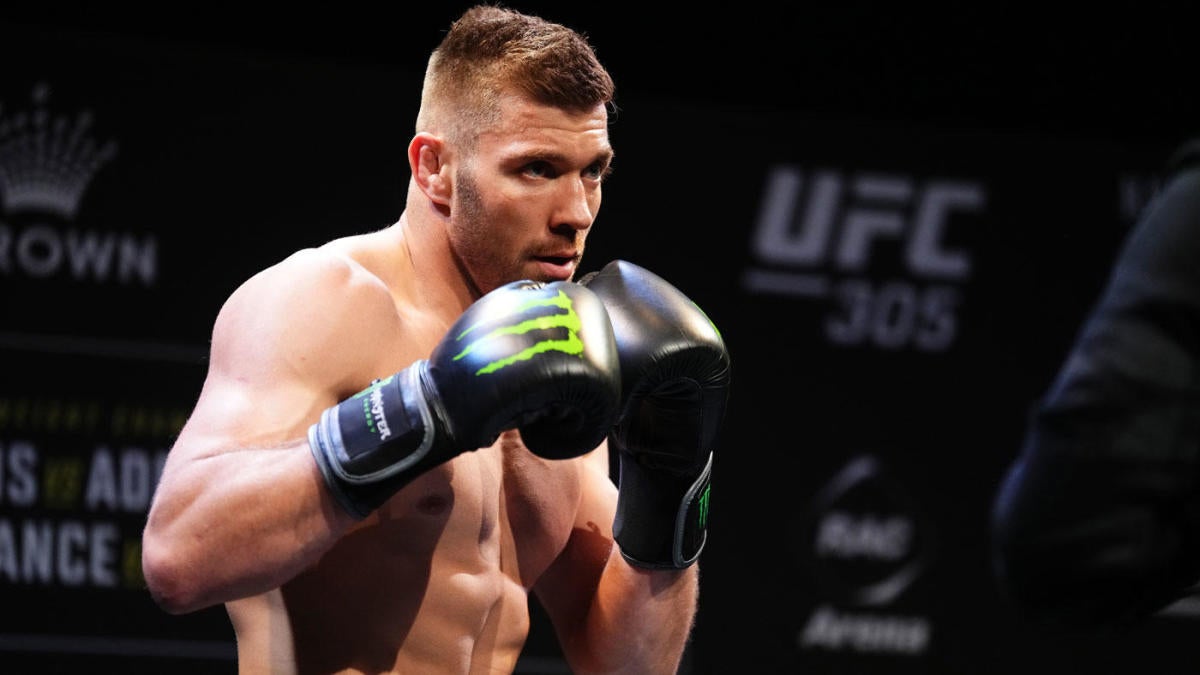 UFC 305 predictions, best bets, odds: Dricus du Plessis, Steve Erceg ...