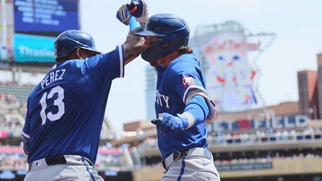 Highlights: Royals at Twins