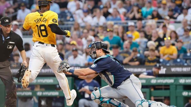 Highlights: Mariners at Pirates