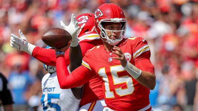MUST SEE: Patrick Mahomes Performs Sorcery Against Lions