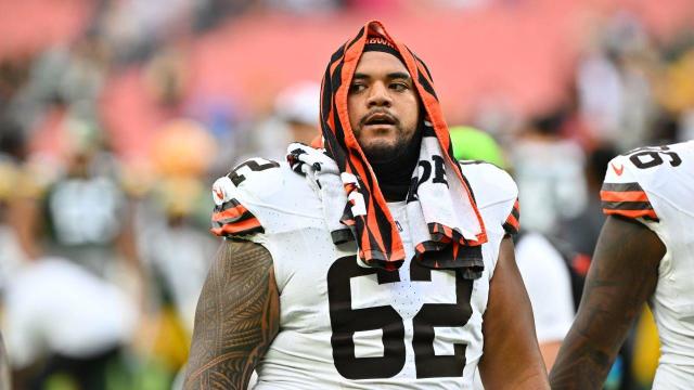 Siaki Ika Continues to Struggle