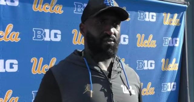 Excerpt: DeShaun Foster on Martin as QB2, Rose Bowl Practice, In-Game ...