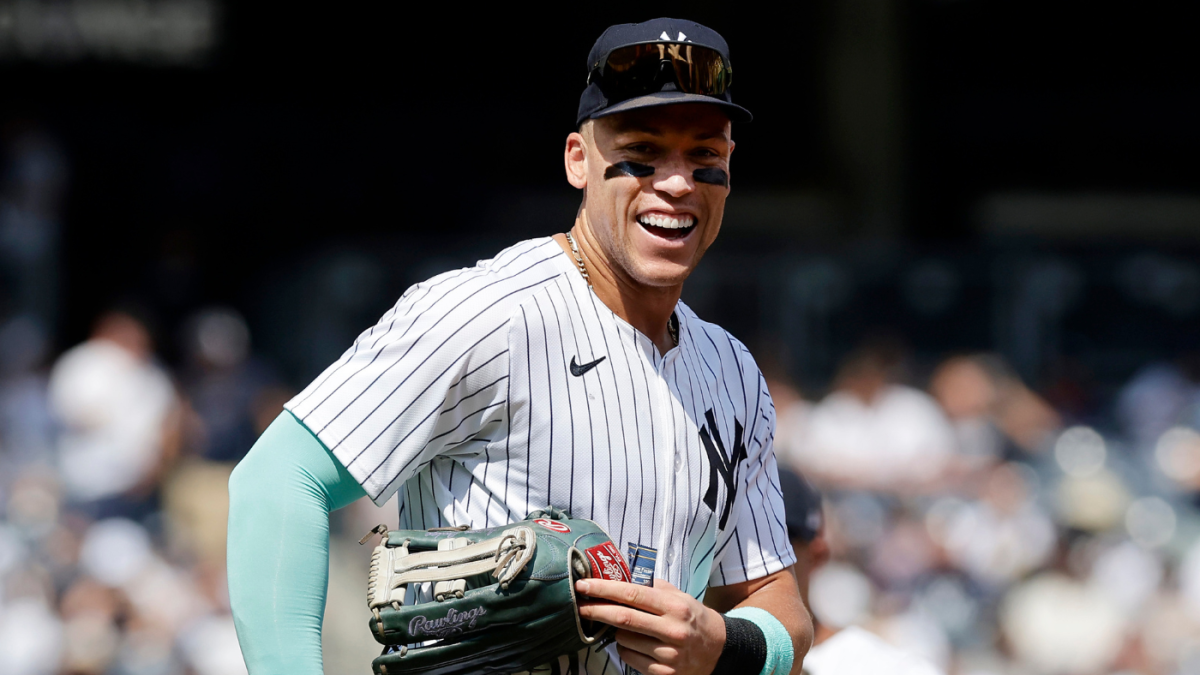 Predicting MLB's 12-team playoff bracket: Yankees, Phillies get No. 1 ...