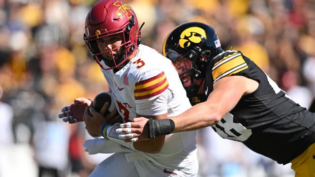 MUST SEE: Iowa State's Jaylin Noel takes it 75 yards TO THE HOUSE vs Iowa