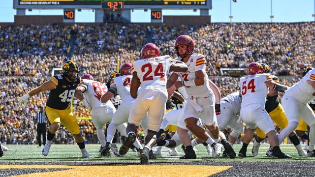 MUST SEE: Iowa State kicks 54-yard FG with :06 left to beat No. 21 Iowa