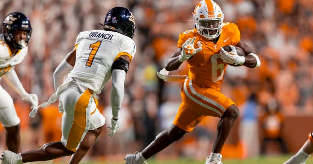 Running game, Nico Iamaleava turn in big performance vs. Kent State ...