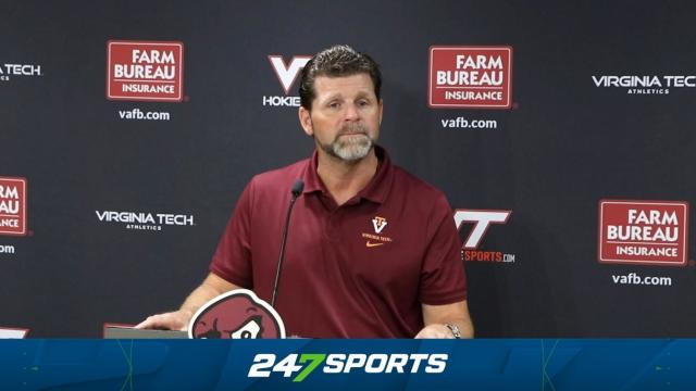 What happened to Johnny Garrett's nameplate against Old Dominion?