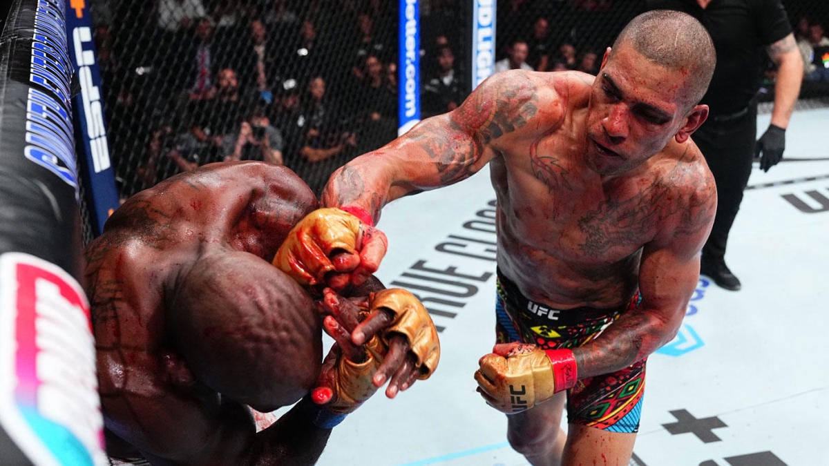 UFC 307 results, highlights: Alex Pereira overcomes slow start to ...