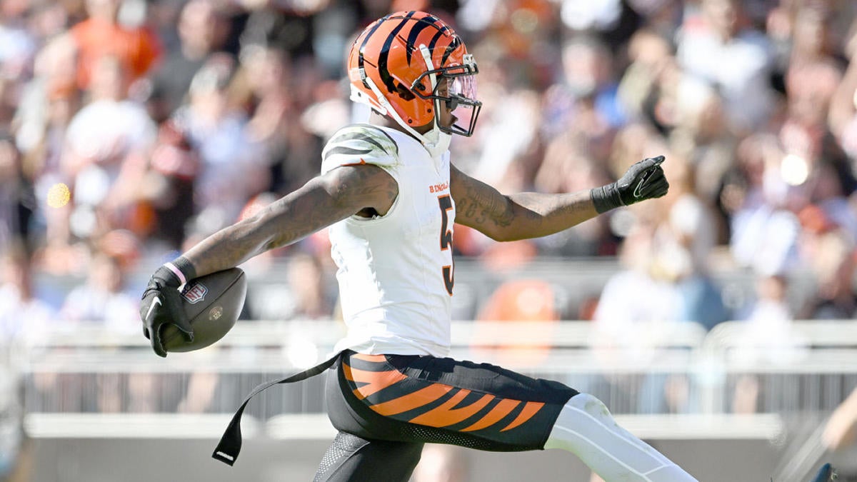 Fantasy Football Week 14 Non-PPR Cheat Sheet: Updated player ratings to ...