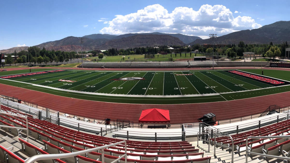 LOOK: Helicopter drop replaces traditional coin toss in Utah high ...