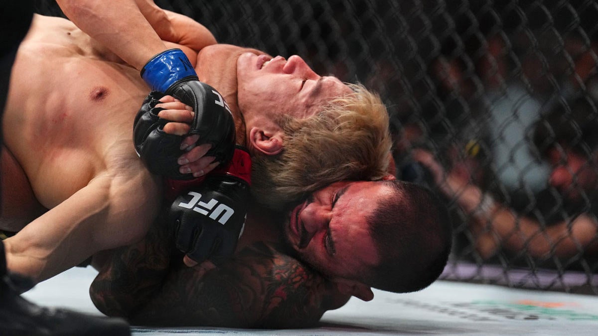 UFC 310 results, highlights: Alexandre Pantoja chokes out Kai Asakura ...