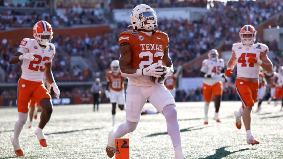 Texas runs over Clemson in College Football Playoff, finding offensive ...