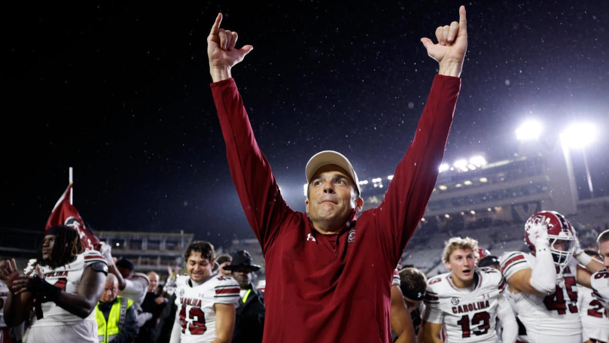 Shane Beamer contract extension: South Carolina coach gets new deal as ...