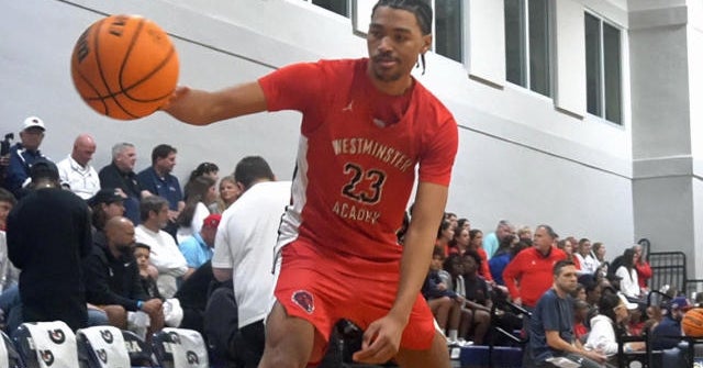 2026 SF Alex Constanza scores 34 points in final game of junior season ...