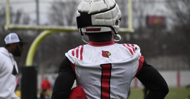 Louisville RB coach Chris Barclay helping Issac Brown, Duke Watson ...