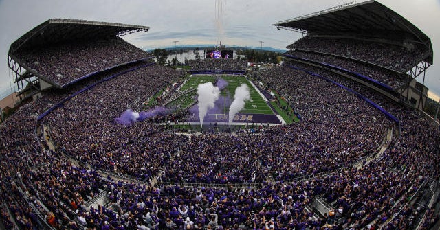 Washington has one of the best stadiums in college football - 247Sports