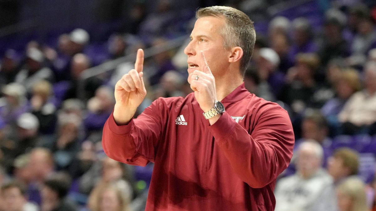 Troy's men's basketball coach has a unique qualifier for players he ...