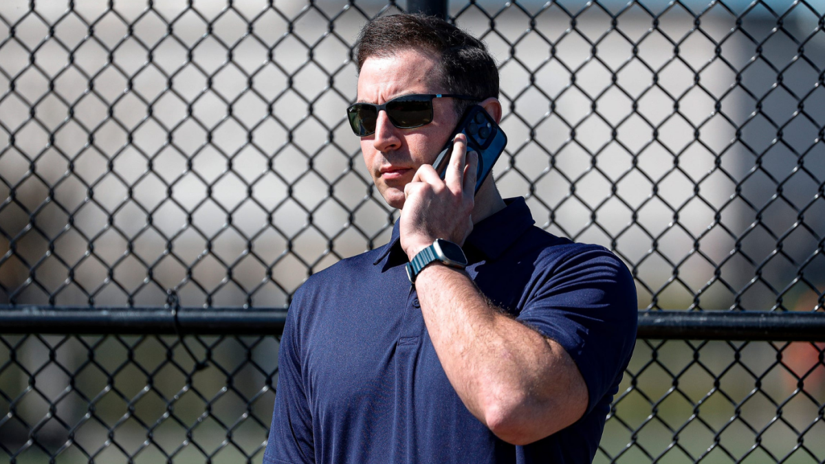 Tigers assistant GM Sam Menzin allegedly sent lewd photos to female ...