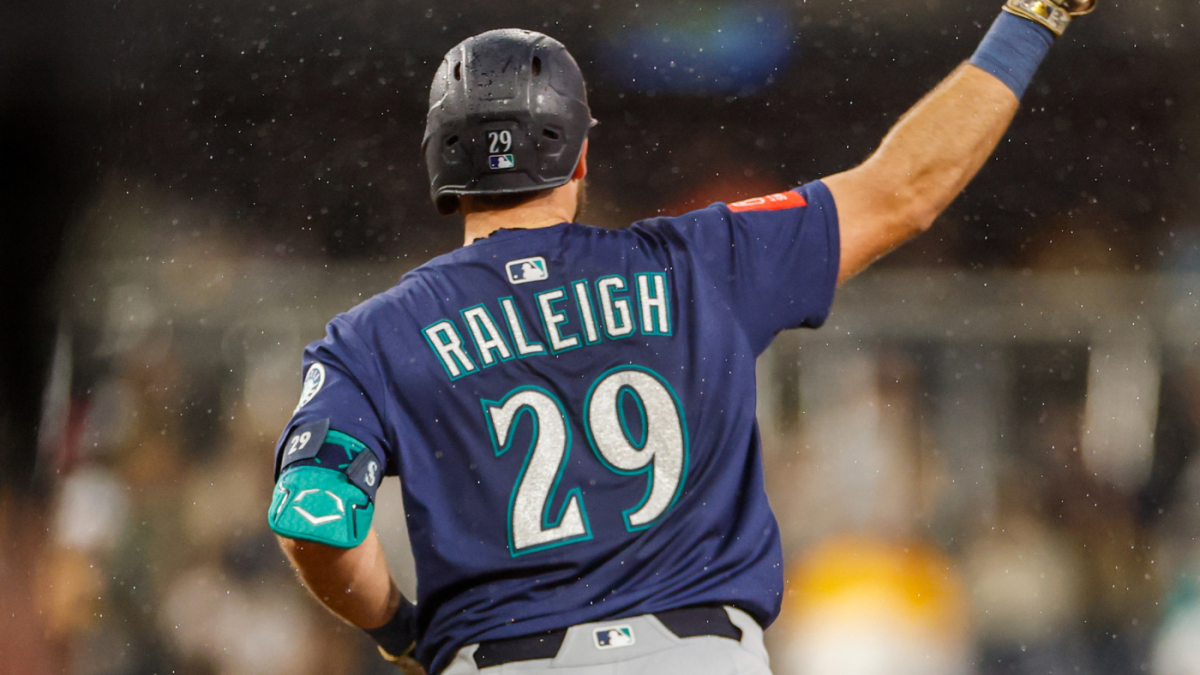 Batting Around: Will Cal Raleigh lead MLB in home runs this season or ...