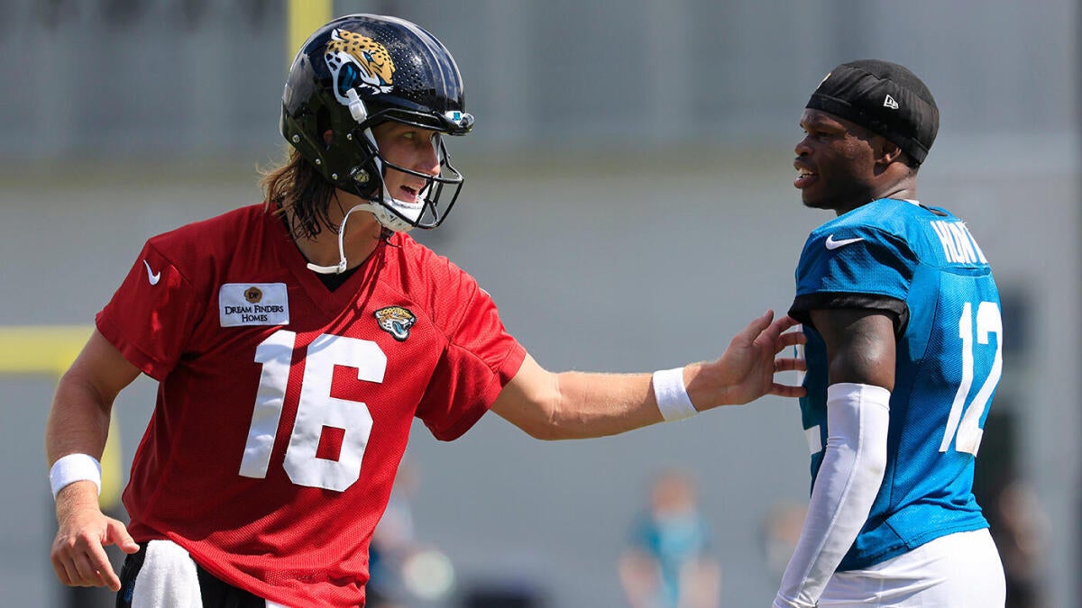 Jaguars' Trevor Lawrence says 'selfishly' he 'definitely' wants two-way ...