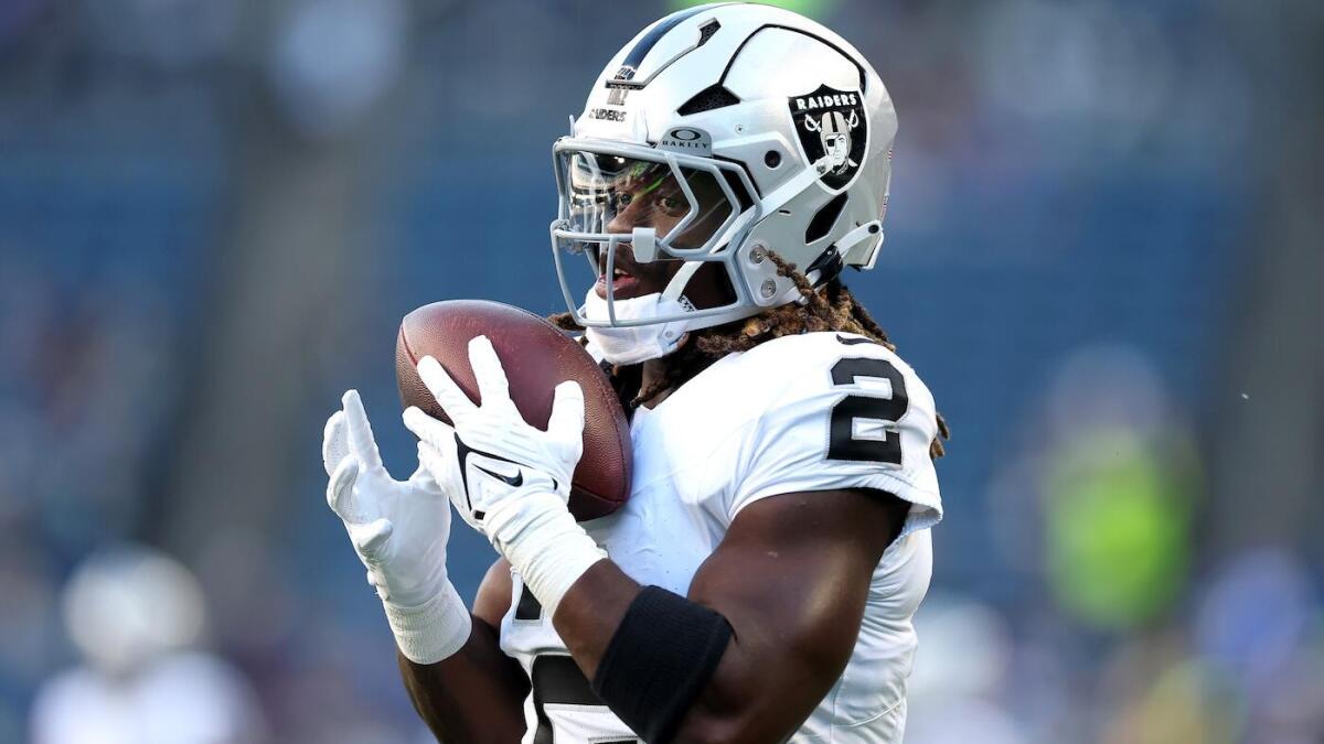 Seahawks troll Ashton Jeanty as Raiders RB rushes for negative yardage ...