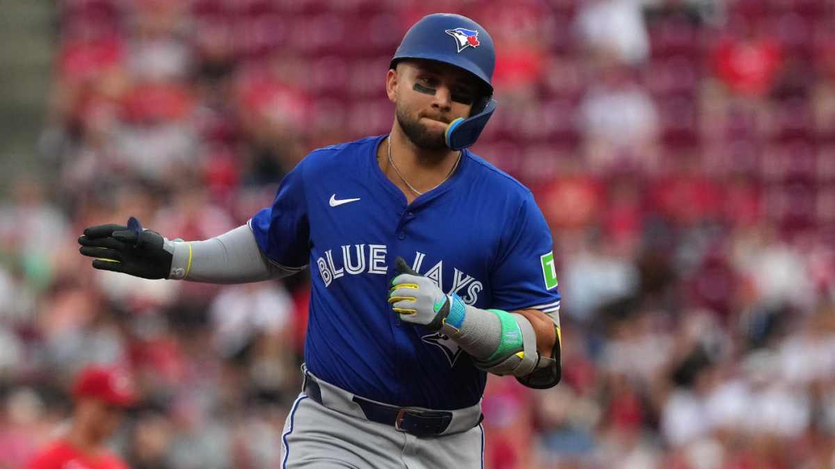 Bo Bichette injury update: Blue Jays shortstop out for rest of regular ...