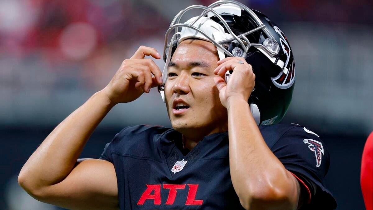 Falcons release longtime kicker Younghoe Koo, elevate Parker Romo from ...