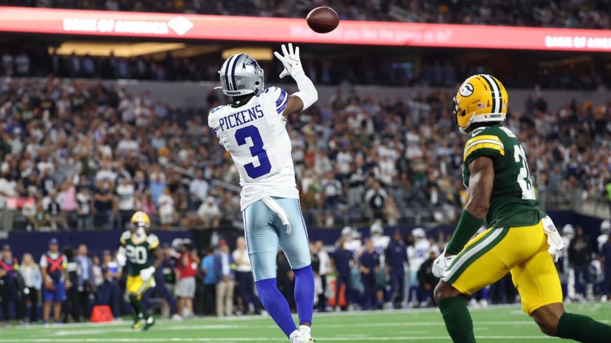 Cowboys' George Pickens announces his presence during wild tie on ...
