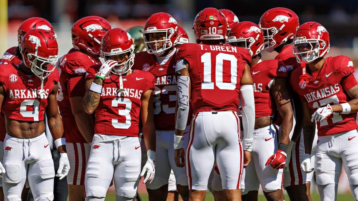 College football rankings: Arkansas debuts, UCLA continues spiral down Bottom 25 - CBS Sports