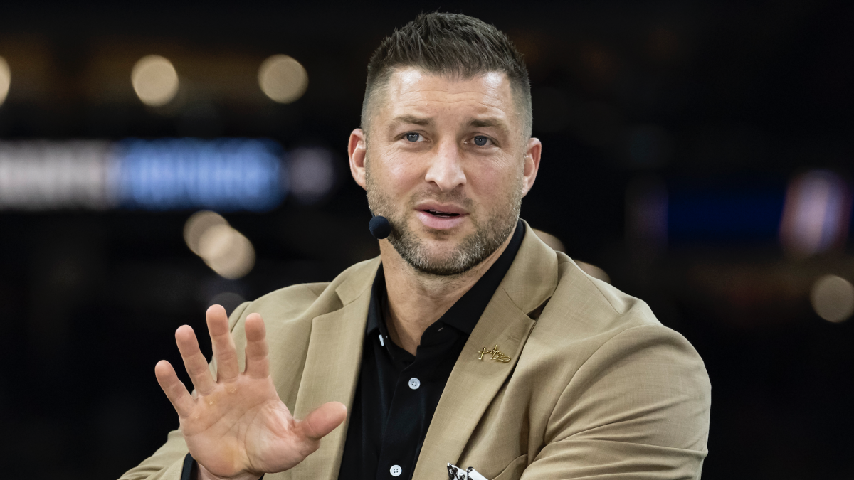 Florida coaching search: Tim Tebow explains why Gators need ...