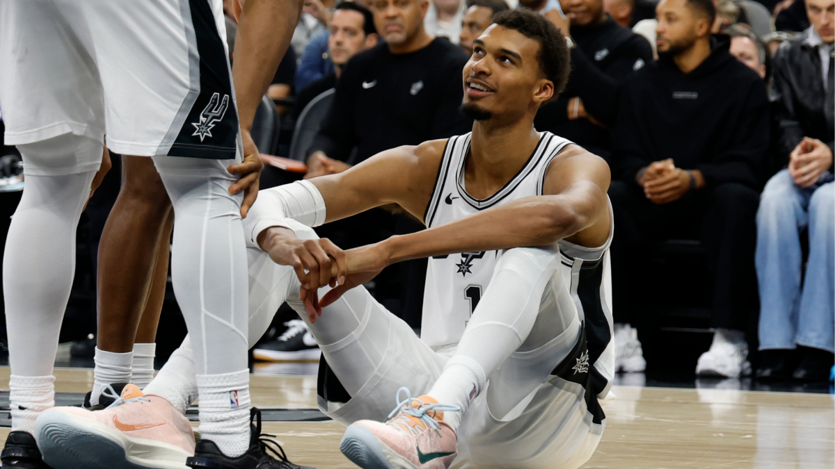 Buying or selling early NBA trends: Two trophies for Wemby? Reaves is ...