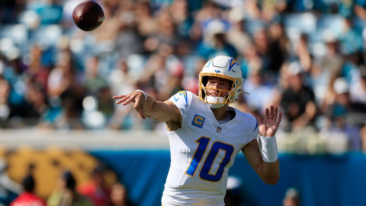 Chargers vs. Raiders: Prediction, pick, odds, where to watch, live stream - CBS Sports