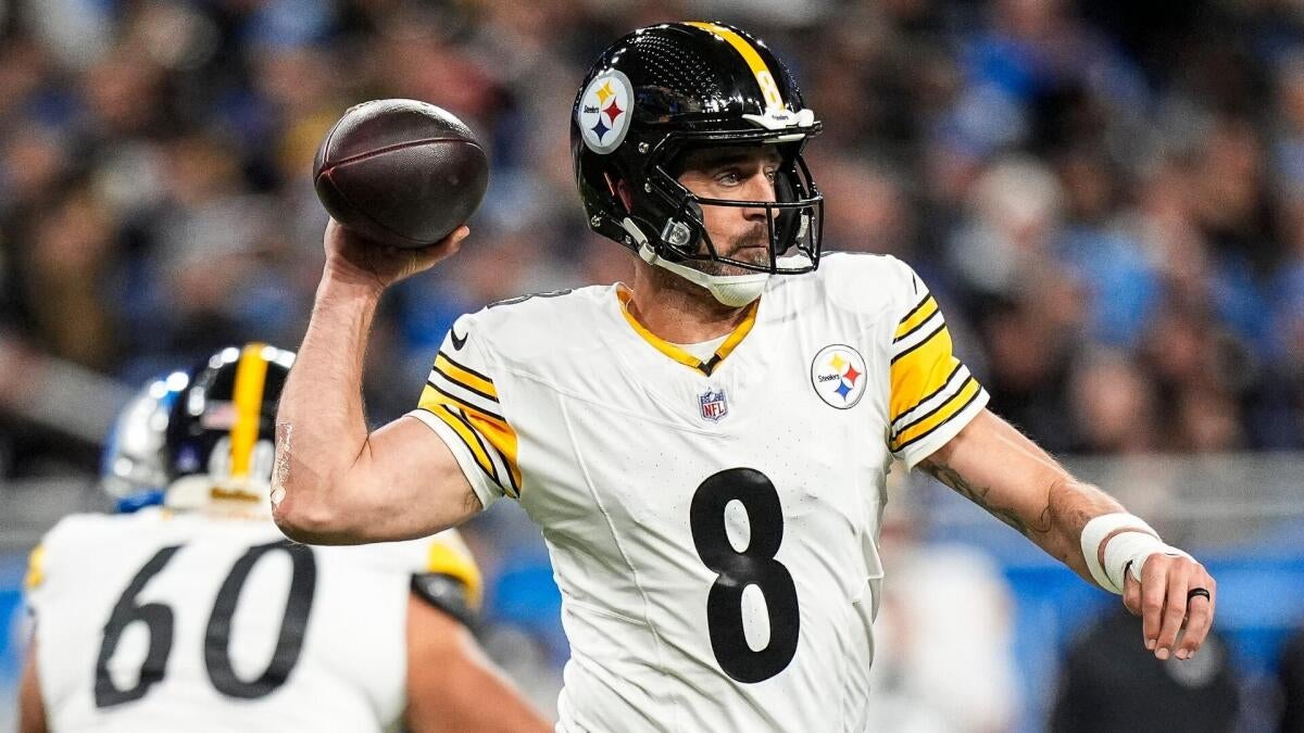 NFL picks for Week 17, score predictions, best bets today from self ...