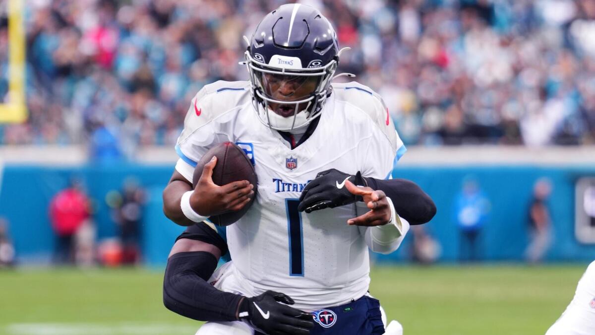 Cam Ward Injury Update: Titans QB Out vs Jaguars with Shoulder Injury ...