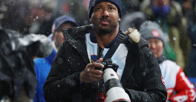 Sack master and photographer Myles Garrett chronicling Miami of Ohio's ...